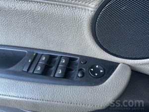 Black BMW X5 2008 in Cesis, with an engine capacity of 3.00 L and mileage of 0 thousand km for 8700 €, photo 9 on AUTOMOTO.COM.LV