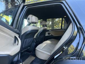 Black BMW X5 2008 in Cesis, with an engine capacity of 3.00 L and mileage of 0 thousand km for 8700 €, photo 17 on AUTOMOTO.COM.LV