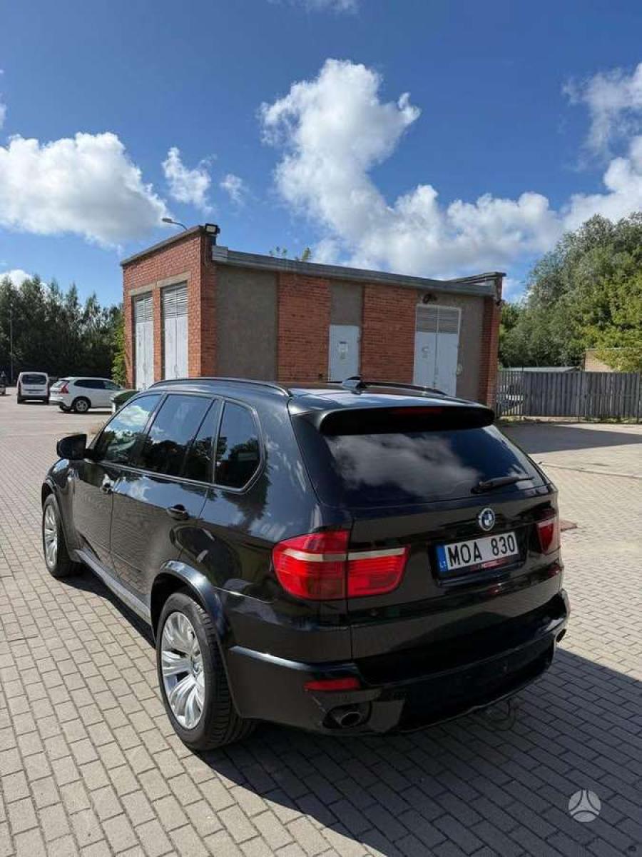 Melns BMW X5 2008 Gargždai, ar dzinēja tilpumu 2.99 L un nobraukumu 415 tūkst. km par 6500 €, foto 5 vietnē AUTOMOTO.COM.LV