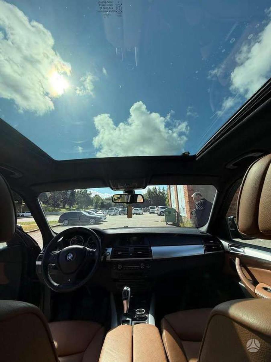 Melns BMW X5 2008 Gargždai, ar dzinēja tilpumu 2.99 L un nobraukumu 415 tūkst. km par 6500 €, foto 7 vietnē AUTOMOTO.COM.LV