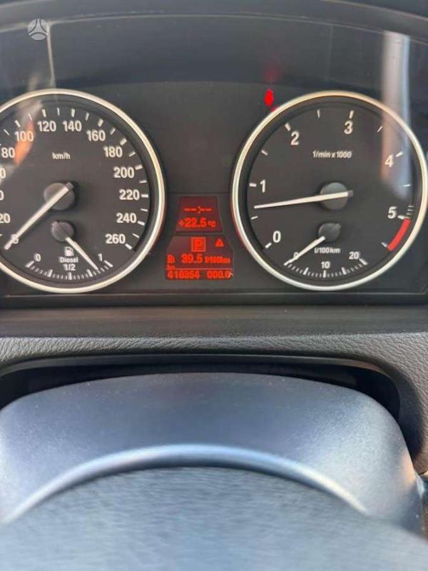 BMW X5 2008 in Gargzdai on AUTOMOTO.COM.LV Black BMW X5 2008 in Gargzdai, with an engine capacity of 2.99 L and mileage of 415 thousand km for 6500 €, photo 9 on AUTOMOTO.COM.LV