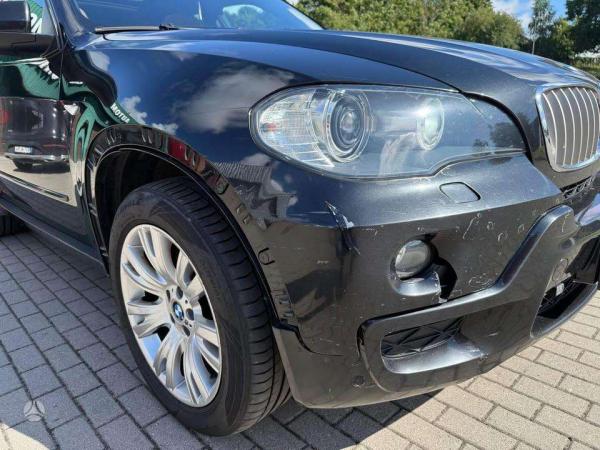 BMW X5 2008 in Gargzdai on AUTOMOTO.COM.LV Black BMW X5 2008 in Gargzdai, with an engine capacity of 2.99 L and mileage of 415 thousand km for 6500 €, photo 10 on AUTOMOTO.COM.LV