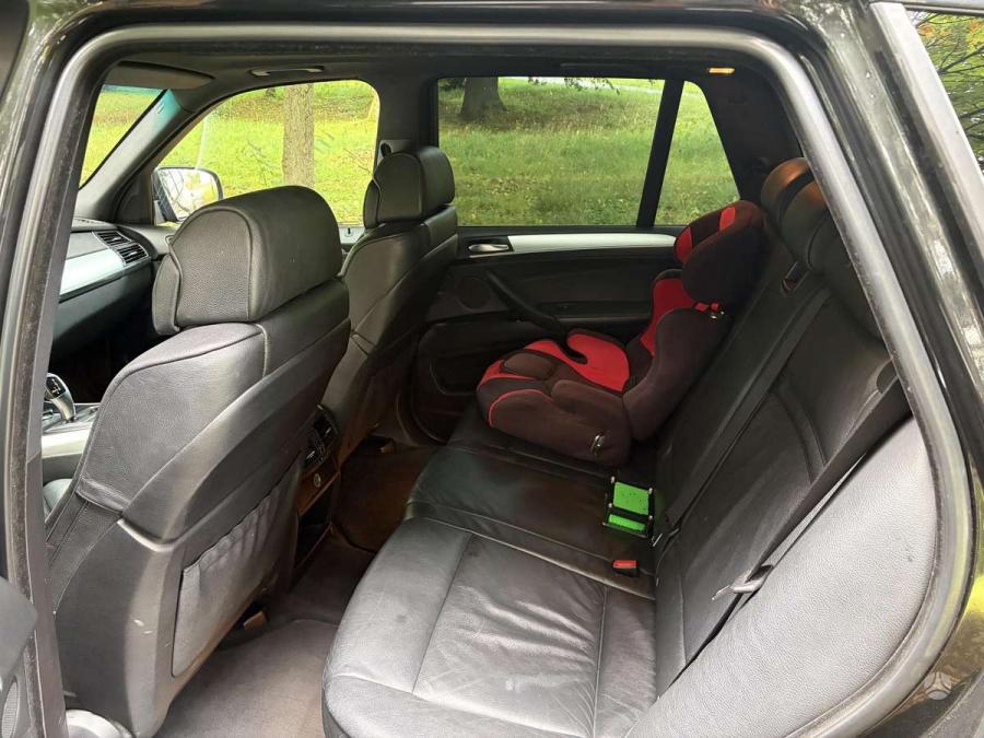 Melns BMW X5 2008 Kėdainiai, ar dzinēja tilpumu 2.99 L un nobraukumu 340 tūkst. km par 7500 €, foto 6 vietnē AUTOMOTO.COM.LV