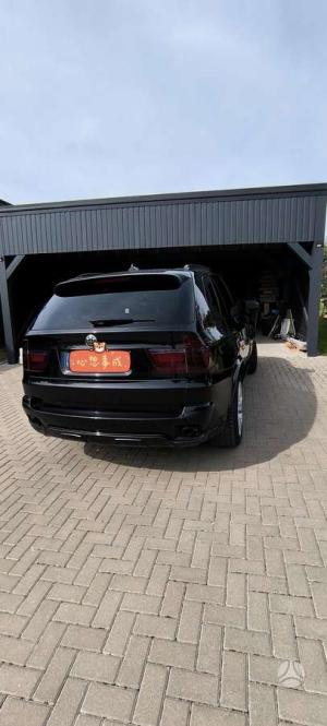 Black BMW X5 2008 in Vilnius, with an engine capacity of 2.99 L and mileage of 333 thousand km for 8000 €, photo 12 on AUTOMOTO.COM.LV