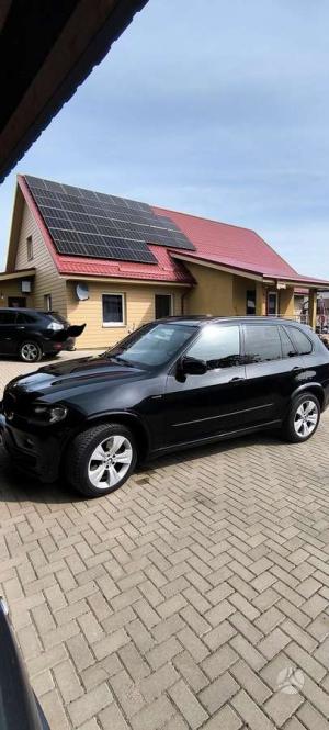 Black BMW X5 2008 in Vilnius, with an engine capacity of 2.99 L and mileage of 333 thousand km for 8000 €, photo 13 on AUTOMOTO.COM.LV