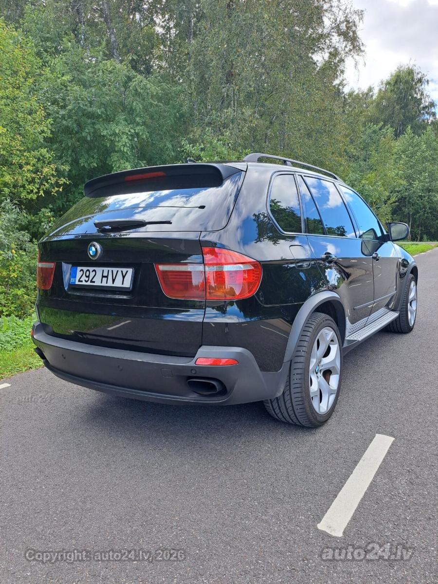 Black BMW X5 2008 in Parnu, with an engine capacity of 3.00 L and mileage of 271 thousand km for 6900 €, photo 4 on AUTOMOTO.COM.LV