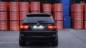 Black BMW X5 2008 in Alytus, with an engine capacity of 3.00 L and mileage of 391 thousand km for 6650 €, photo 5 on AUTOMOTO.COM.LV