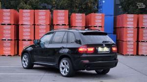 Black BMW X5 2008 in Alytus, with an engine capacity of 3.00 L and mileage of 391 thousand km for 6650 €, photo 6 on AUTOMOTO.COM.LV