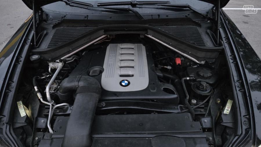 Black BMW X5 2008 in Alytus, with an engine capacity of 3.00 L and mileage of 391 thousand km for 6650 €, photo 22 on AUTOMOTO.COM.LV