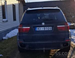Black BMW X5 2008 in Rezekne, with an engine capacity of 3.00 L and mileage of 484 thousand km for 8500 €, photo 10 on AUTOMOTO.COM.LV