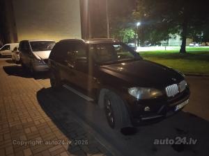 Melns BMW X5 2008 Tallina, ar dzinēja tilpumu 3.00 L un nobraukumu 396 tūkst. km par 5500 €, foto 7 vietnē AUTOMOTO.COM.LV