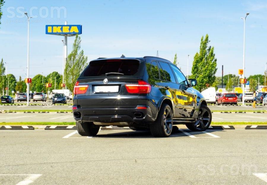 Melns BMW X5 2008 Rīga, ar dzinēja tilpumu 3.00 L un nobraukumu 284 tūkst. km par 8590 €, foto 6 vietnē AUTOMOTO.COM.LV