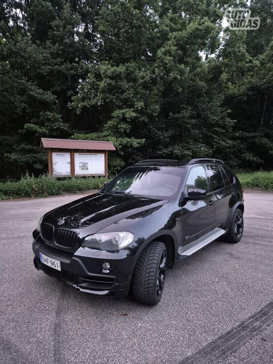 Melns BMW X5 2008 Plungė, ar dzinēja tilpumu 3.00 L un nobraukumu 296 tūkst. km par 8250 €, foto 1 vietnē AUTOMOTO.COM.LV