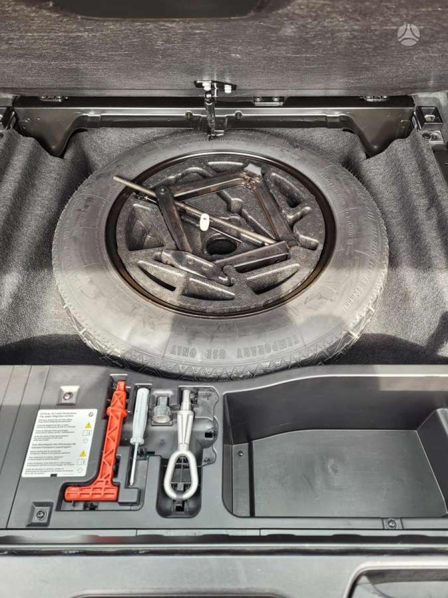 Black BMW X5 2008 in Siauliai, with an engine capacity of 2.99 L and mileage of 207 thousand km for 9250 €, photo 11 on AUTOMOTO.COM.LV