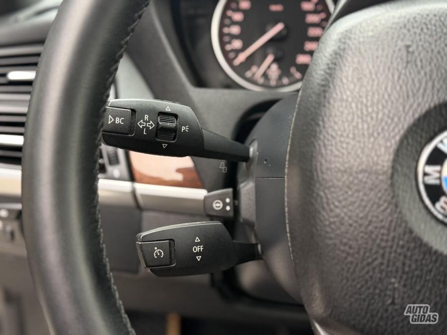 Melns BMW X5 2008 Viļņa, ar dzinēja tilpumu 3.00 L un nobraukumu 384 tūkst. km par 7440 €, foto 31 vietnē AUTOMOTO.COM.LV