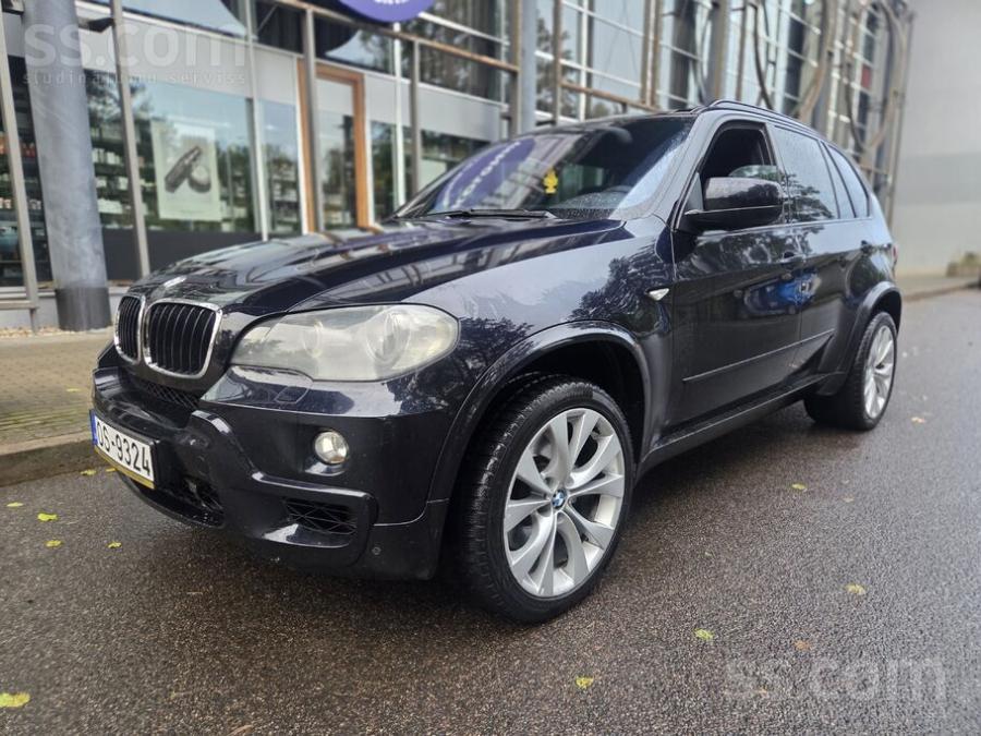 Black BMW X5 2008 in Riga, with an engine capacity of 3.00 L and mileage of 0 thousand km for 9500 €, photo 1 on AUTOMOTO.COM.LV