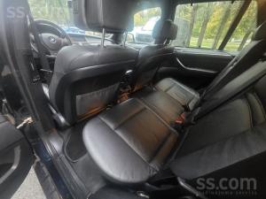 Black BMW X5 2008 in Riga, with an engine capacity of 3.00 L and mileage of 0 thousand km for 9500 €, photo 6 on AUTOMOTO.COM.LV