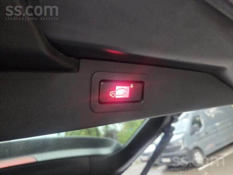Black BMW X5 2008 in Riga, with an engine capacity of 3.00 L and mileage of 0 thousand km for 9500 €, photo 8 on AUTOMOTO.COM.LV