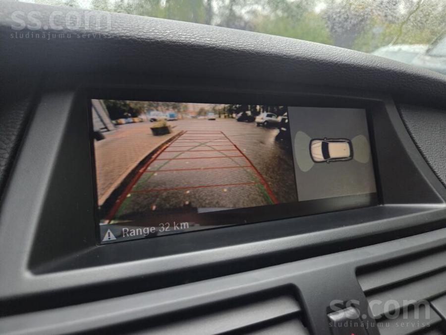 Black BMW X5 2008 in Riga, with an engine capacity of 3.00 L and mileage of 0 thousand km for 9500 €, photo 12 on AUTOMOTO.COM.LV