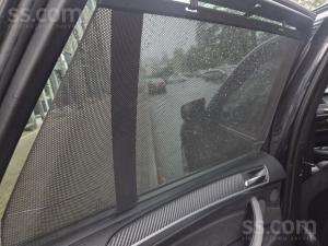 Black BMW X5 2008 in Riga, with an engine capacity of 3.00 L and mileage of 0 thousand km for 9500 €, photo 14 on AUTOMOTO.COM.LV