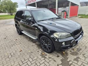 Melns BMW X5 2008 Kauņa, ar dzinēja tilpumu 3.00 L un nobraukumu 310 tūkst. km par 8700 €, foto  vietnē AUTOMOTO.COM.LV