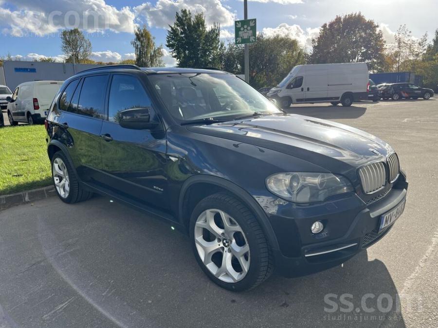 Melns BMW X5 2008 Rīga, ar dzinēja tilpumu 3.00 L un nobraukumu 260 tūkst. km par 8500 €, foto 1 vietnē AUTOMOTO.COM.LV