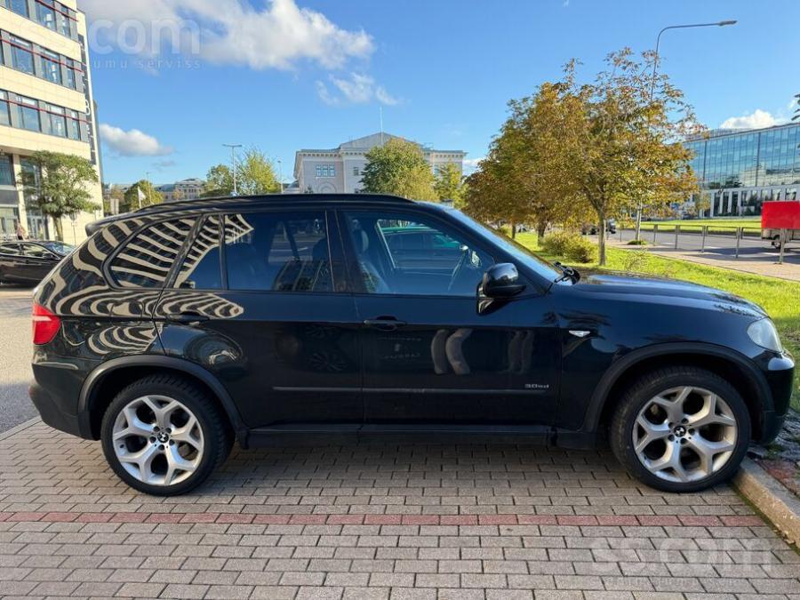 Melns BMW X5 2008 Rīga, ar dzinēja tilpumu 3.00 L un nobraukumu 260 tūkst. km par 8500 €, foto 8 vietnē AUTOMOTO.COM.LV