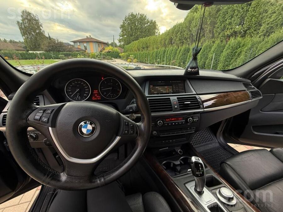 Melns BMW X5 2008 Rīga, ar dzinēja tilpumu 3.00 L un nobraukumu 260 tūkst. km par 8500 €, foto 12 vietnē AUTOMOTO.COM.LV