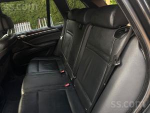 Melns BMW X5 2008 Rīga, ar dzinēja tilpumu 3.00 L un nobraukumu 260 tūkst. km par 8500 €, foto 19 vietnē AUTOMOTO.COM.LV