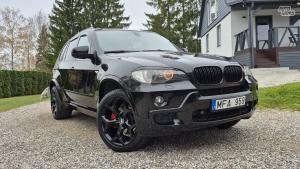 Black BMW X5 2008 in Utena, with an engine capacity of 3.00 L and mileage of 392 thousand km for 9390 €, photo 6 on AUTOMOTO.COM.LV