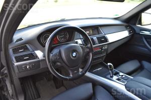 Black BMW X5 2009 in Riga, with an engine capacity of 3.00 L and mileage of 0 thousand km for 9950 €, photo 11 on AUTOMOTO.COM.LV
