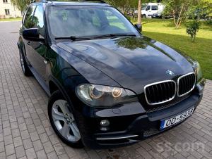 Black BMW X5 2009 in Balvi, with an engine capacity of 3.00 L and mileage of 327 thousand km for 6500 €, photo 6 on AUTOMOTO.COM.LV
