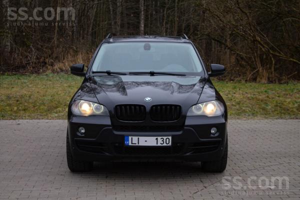Melns BMW X5 2009 Jelgava, ar dzinēja tilpumu 3.00 L un nobraukumu 378 tūkst. km par 8100 €, foto 2 vietnē AUTOMOTO.COM.LV