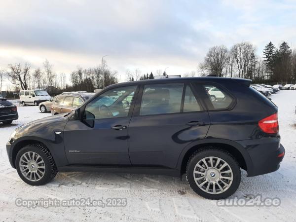 Melns BMW X5 2009 Tartu, ar dzinēja tilpumu 3.00 L un nobraukumu 239 tūkst. km par 10990 €, foto 2 vietnē AUTOMOTO.COM.LV