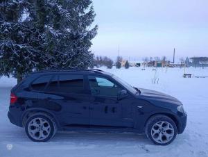 Black BMW X5 2009 in Panevezys, with an engine capacity of 0.00 L and mileage of 337 thousand km for 6800 €, photo 2 on AUTOMOTO.COM.LV