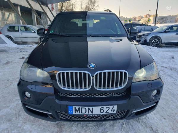 Melns BMW X5 2009 Kauņa, ar dzinēja tilpumu 3.00 L un nobraukumu 350 tūkst. km par 7700 €, foto 2 vietnē AUTOMOTO.COM.LV