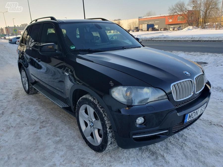 Melns BMW X5 2009 Kauņa, ar dzinēja tilpumu 3.00 L un nobraukumu 350 tūkst. km par 7700 €, foto 1 vietnē AUTOMOTO.COM.LV