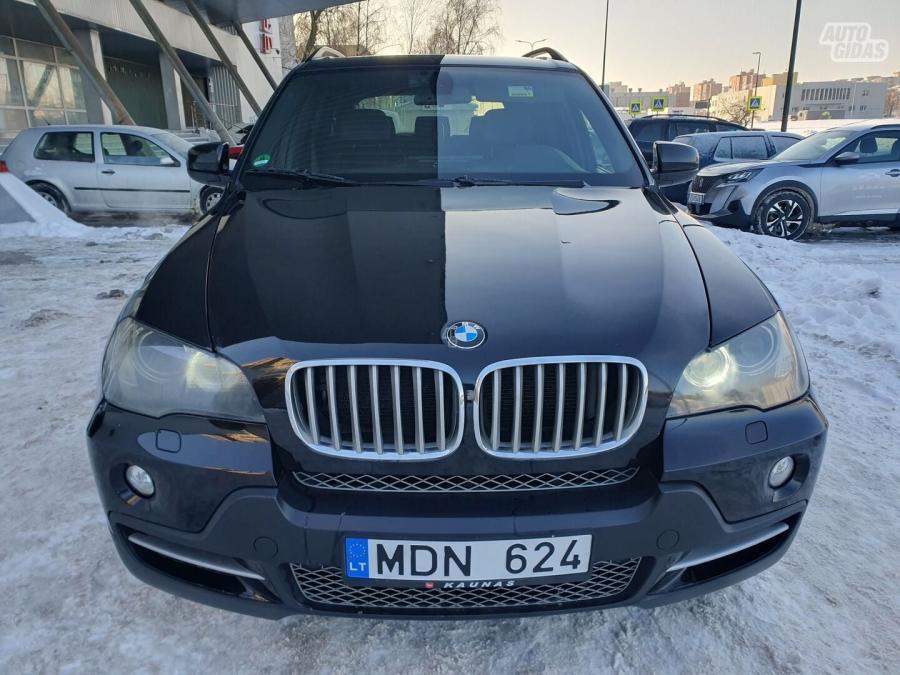 Melns BMW X5 2009 Kauņa, ar dzinēja tilpumu 3.00 L un nobraukumu 350 tūkst. km par 7700 €, foto 2 vietnē AUTOMOTO.COM.LV