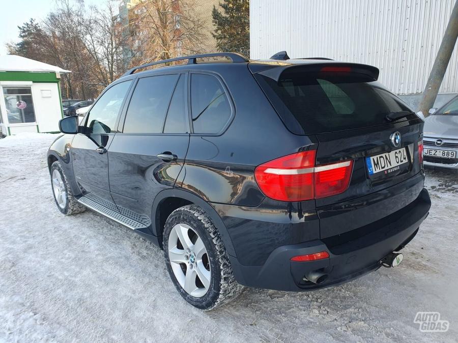 Melns BMW X5 2009 Kauņa, ar dzinēja tilpumu 3.00 L un nobraukumu 350 tūkst. km par 7700 €, foto 6 vietnē AUTOMOTO.COM.LV