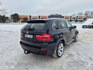 Melns BMW X5 2009 Tallina, ar dzinēja tilpumu 3.00 L un nobraukumu 239 tūkst. km par 11300 €, foto 4 vietnē AUTOMOTO.COM.LV