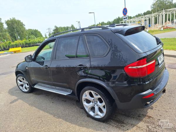 Melns BMW X5 2009 Utena, ar dzinēja tilpumu 3.00 L un nobraukumu 290 tūkst. km par 6300 €, foto 3 vietnē AUTOMOTO.COM.LV