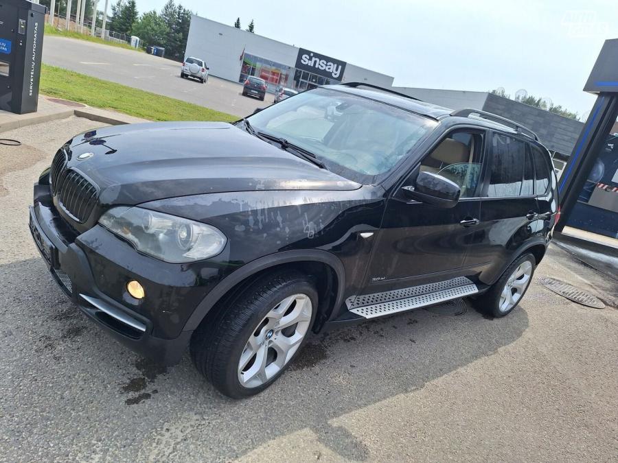 Melns BMW X5 2009 Utena, ar dzinēja tilpumu 3.00 L un nobraukumu 290 tūkst. km par 6300 €, foto 5 vietnē AUTOMOTO.COM.LV