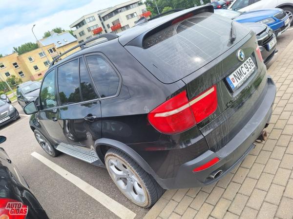 Melns BMW X5 2009 Utena, ar dzinēja tilpumu 3.00 L un nobraukumu 290 tūkst. km par 6300 €, foto 8 vietnē AUTOMOTO.COM.LV