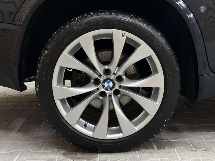 Melns BMW X5 2009 Marijampole, ar dzinēja tilpumu 2.99 L un nobraukumu 338 tūkst. km par 10800 €, foto 34 vietnē AUTOMOTO.COM.LV