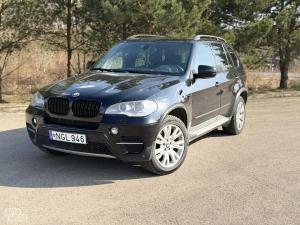 Black BMW X5 2009 in Vilnius, with an engine capacity of 3.00 L and mileage of 330 thousand km for 7200 €, photo  on AUTOMOTO.COM.LV