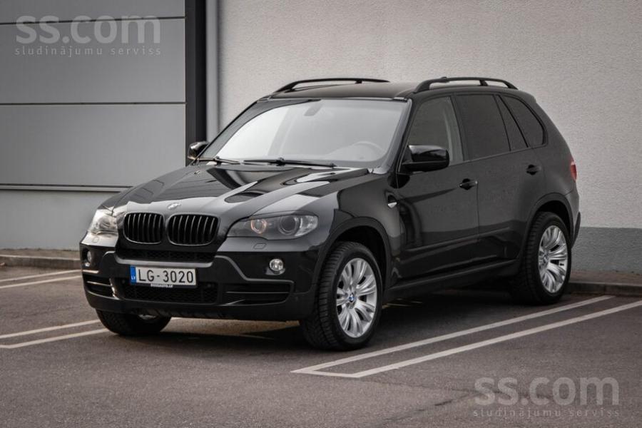 Melns BMW X5 2009 Rīga, ar dzinēja tilpumu 3.00 L un nobraukumu 351 tūkst. km par 7990 €, foto 1 vietnē AUTOMOTO.COM.LV