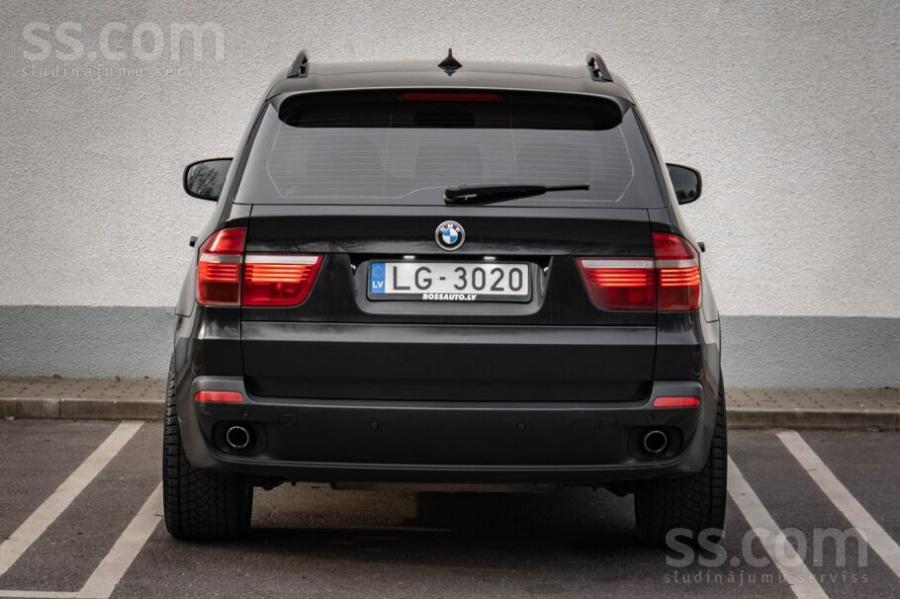 Melns BMW X5 2009 Rīga, ar dzinēja tilpumu 3.00 L un nobraukumu 351 tūkst. km par 7990 €, foto 6 vietnē AUTOMOTO.COM.LV