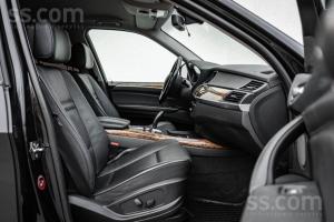 Melns BMW X5 2009 Rīga, ar dzinēja tilpumu 3.00 L un nobraukumu 351 tūkst. km par 7990 €, foto 12 vietnē AUTOMOTO.COM.LV