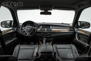 Melns BMW X5 2009 Rīga, ar dzinēja tilpumu 3.00 L un nobraukumu 351 tūkst. km par 7990 €, foto 17 vietnē AUTOMOTO.COM.LV