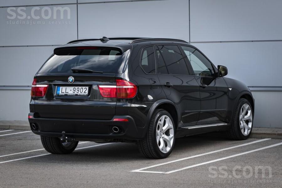 Melns BMW X5 2009 Rīga, ar dzinēja tilpumu 3.00 L un nobraukumu 347 tūkst. km par 9150 €, foto 5 vietnē AUTOMOTO.COM.LV